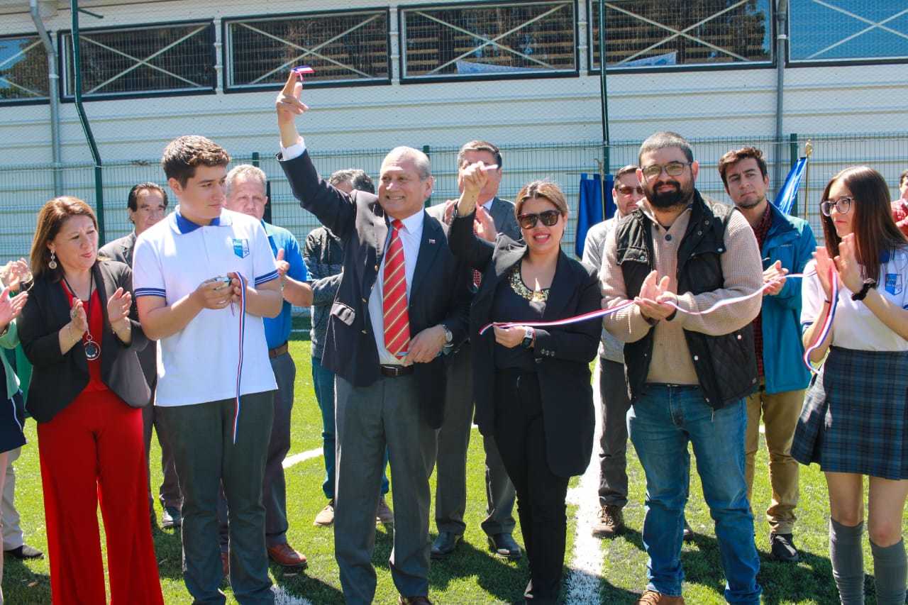 Con fondos Subdere se inaugura cancha de pasto sintético del Liceo ... Con fondos Subdere se inaugura cancha de pasto sintético del Liceo ...